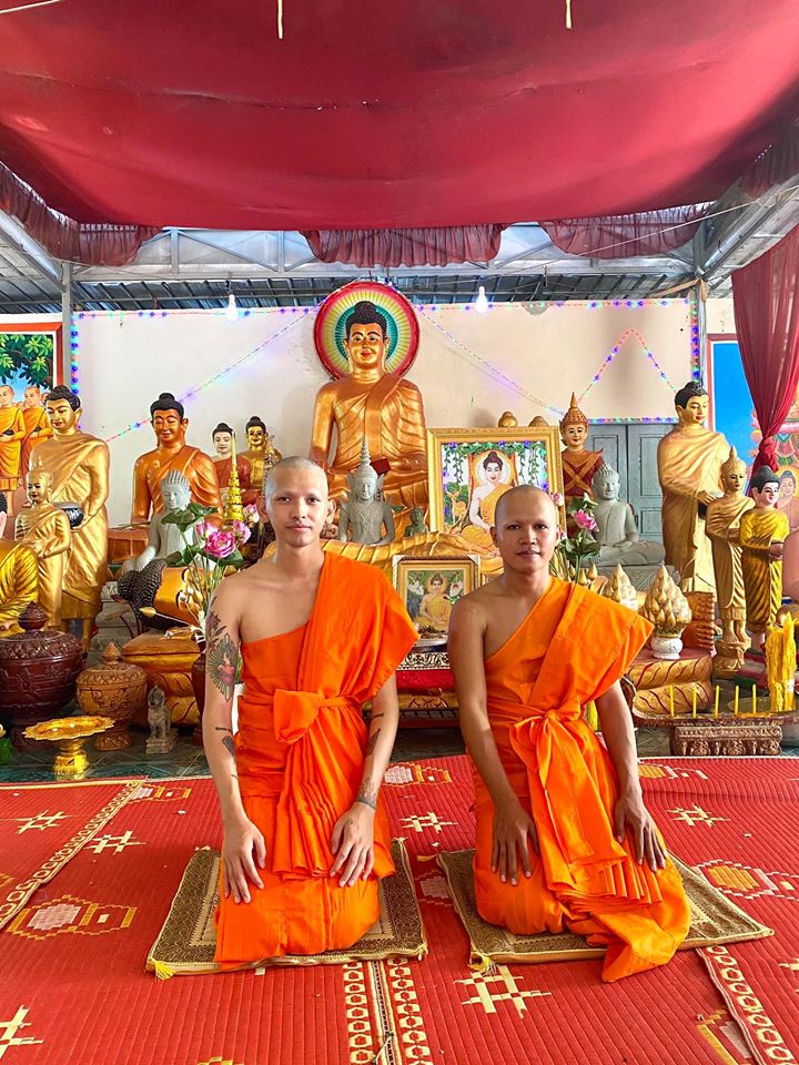 មិនខ្លាចបាបបុណ្យ.! គណនីហ្វេសប៊ុកមួយដាក់ចំៗទៅកាន់ព្រះតេជព្រះគុណ ដេវីត ...